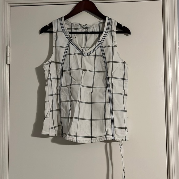 Grifflin Paris | Tops | Griffin Paris Windowpane Tie Bottom Tank | Poshmark
